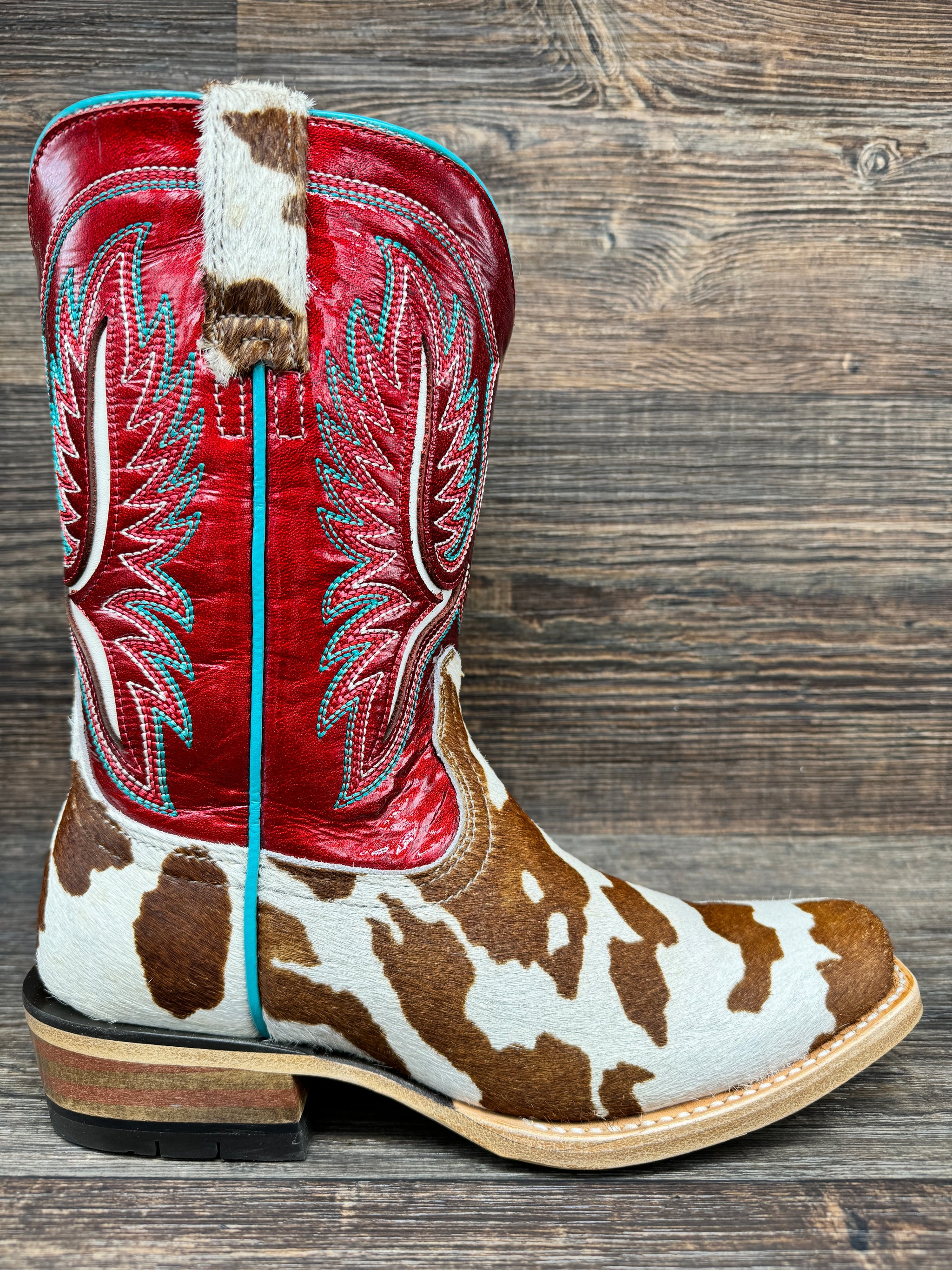 10051020 Women's Futurity Colt Cowhide Western Boot by Ariat – Rushing ...
