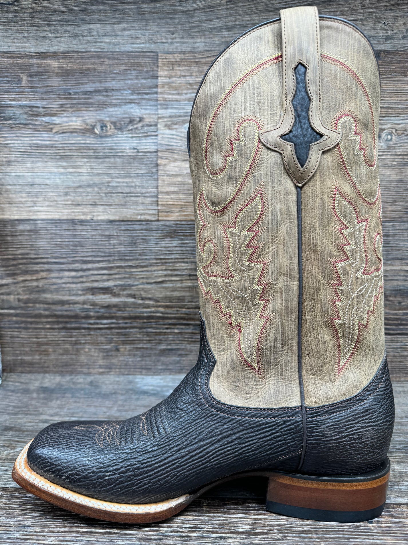 m4333-wf Men's Ryan Sanded Shark Western Boot in Chocolate by Lucchese ...